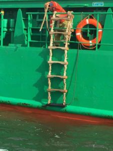 1000 ways to secure a pilot ladder - and only one is correct